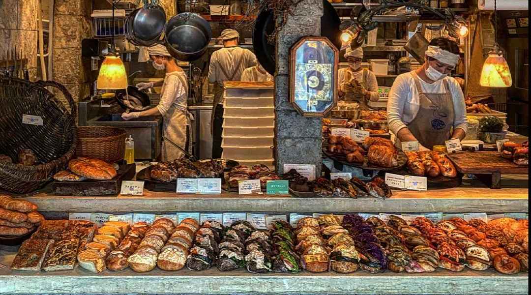 Japan Bakery Draws Hours Long Lines for Its Baked Goods