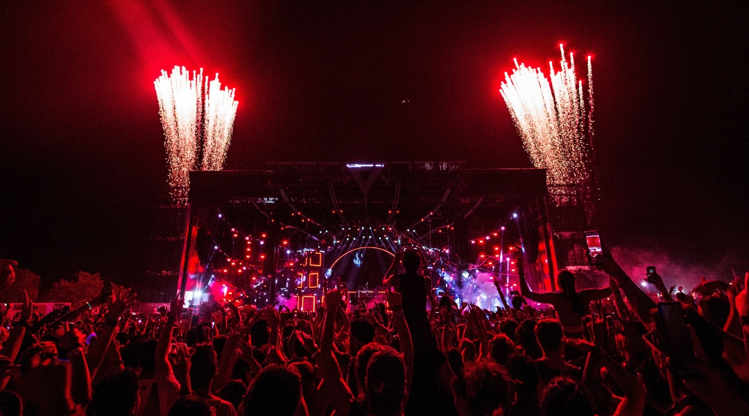 Lively Revelry: 8 Tips To Keep In Mind For Your Next Concert
