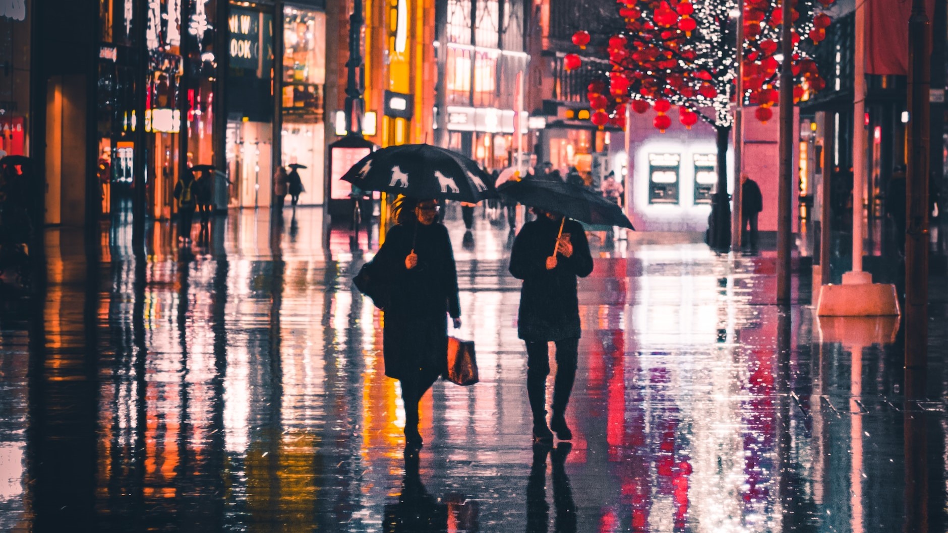 Rainy Day Fashion: 5 Must-Haves to Stay Stylish