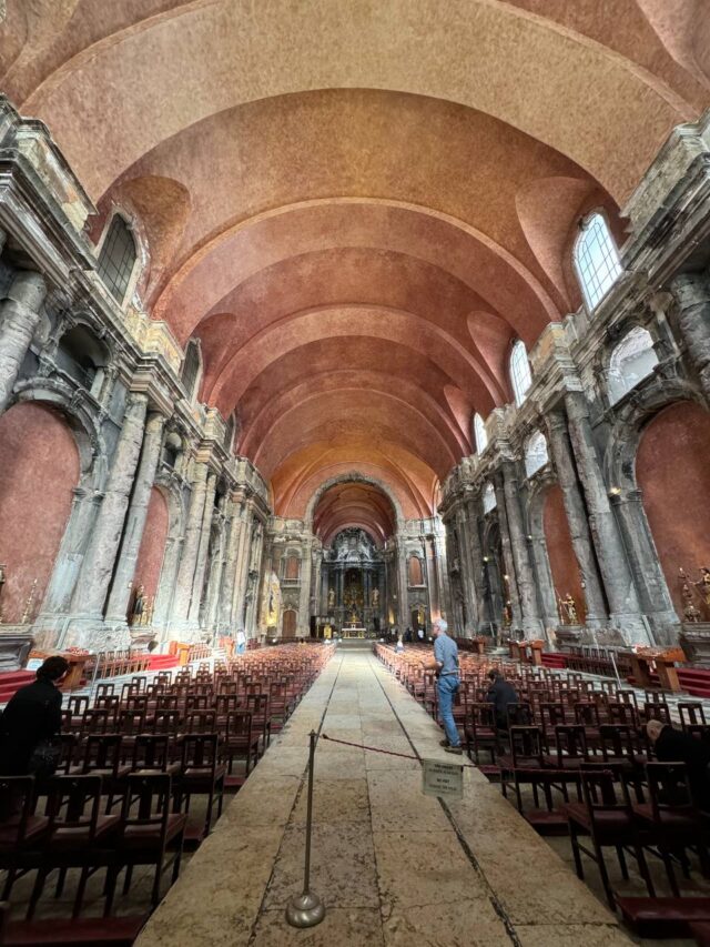 Explore 5 Of The Most Beautiful Churches In The World